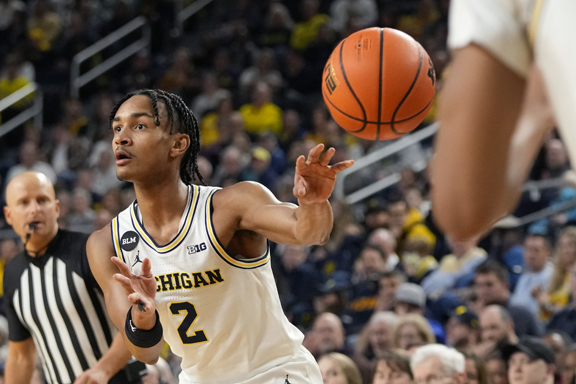 Michigan Wolverines men’s basketball team drops Nebraska 93-72 for 3rd ...